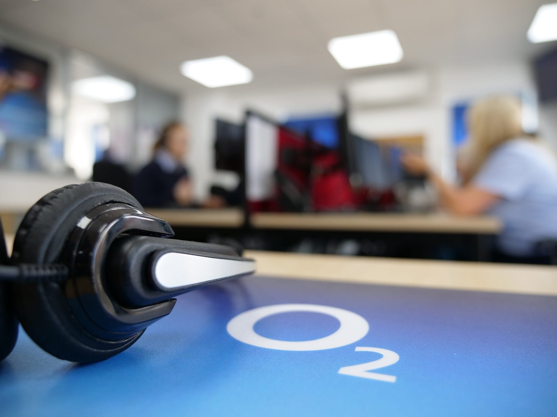 O2 Business Mobile Phone Contracts - Communications Plus